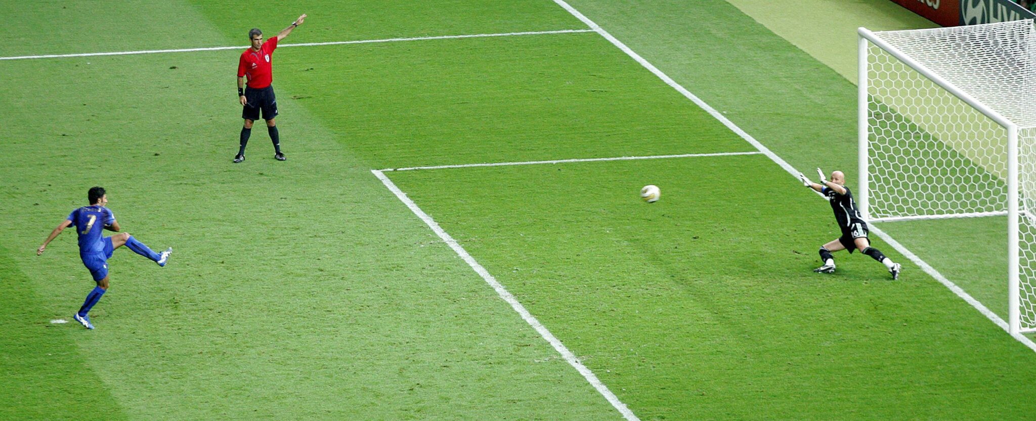 El penalti: imágenes de un duelo - Jot Down Sport