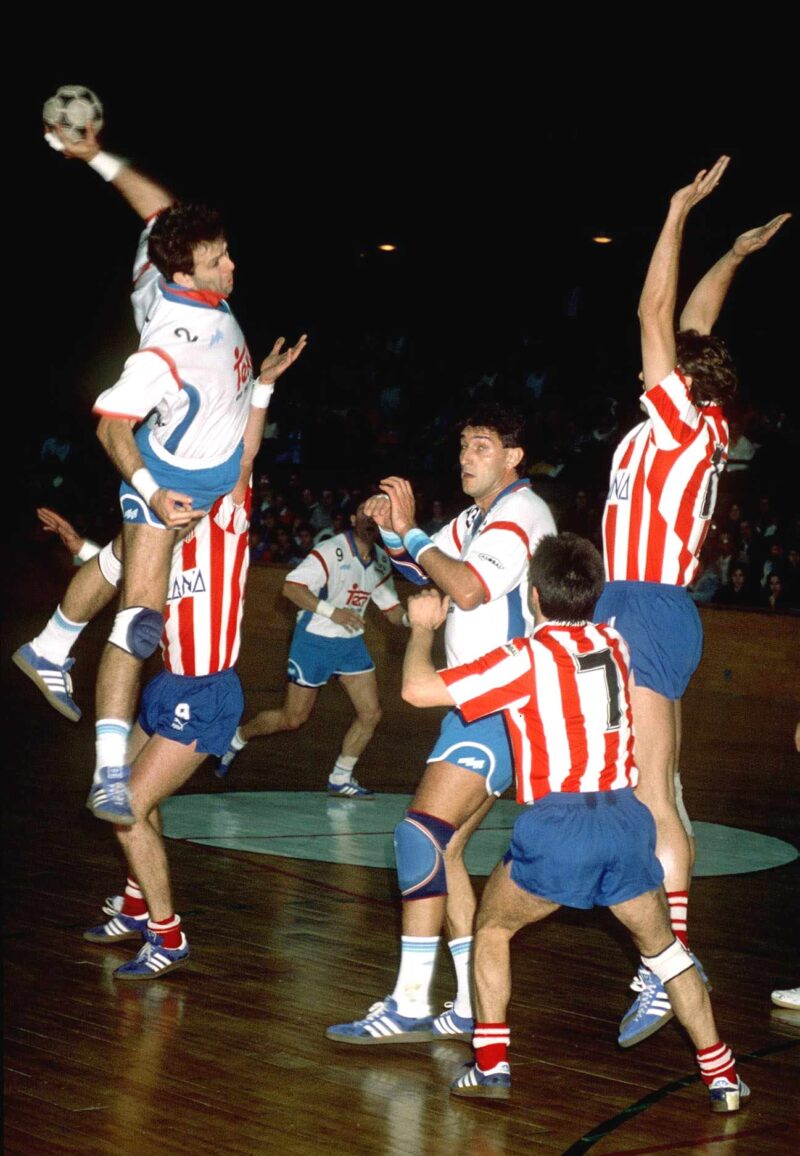 TEKA: Auge y caída de un Campeón de Europa de balonmano